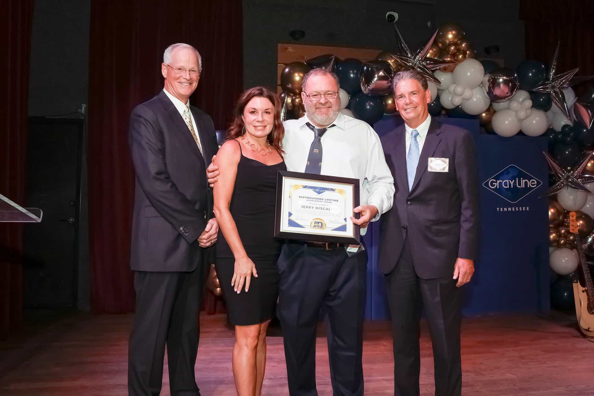 Join Our Team - Gray Line Tennessee