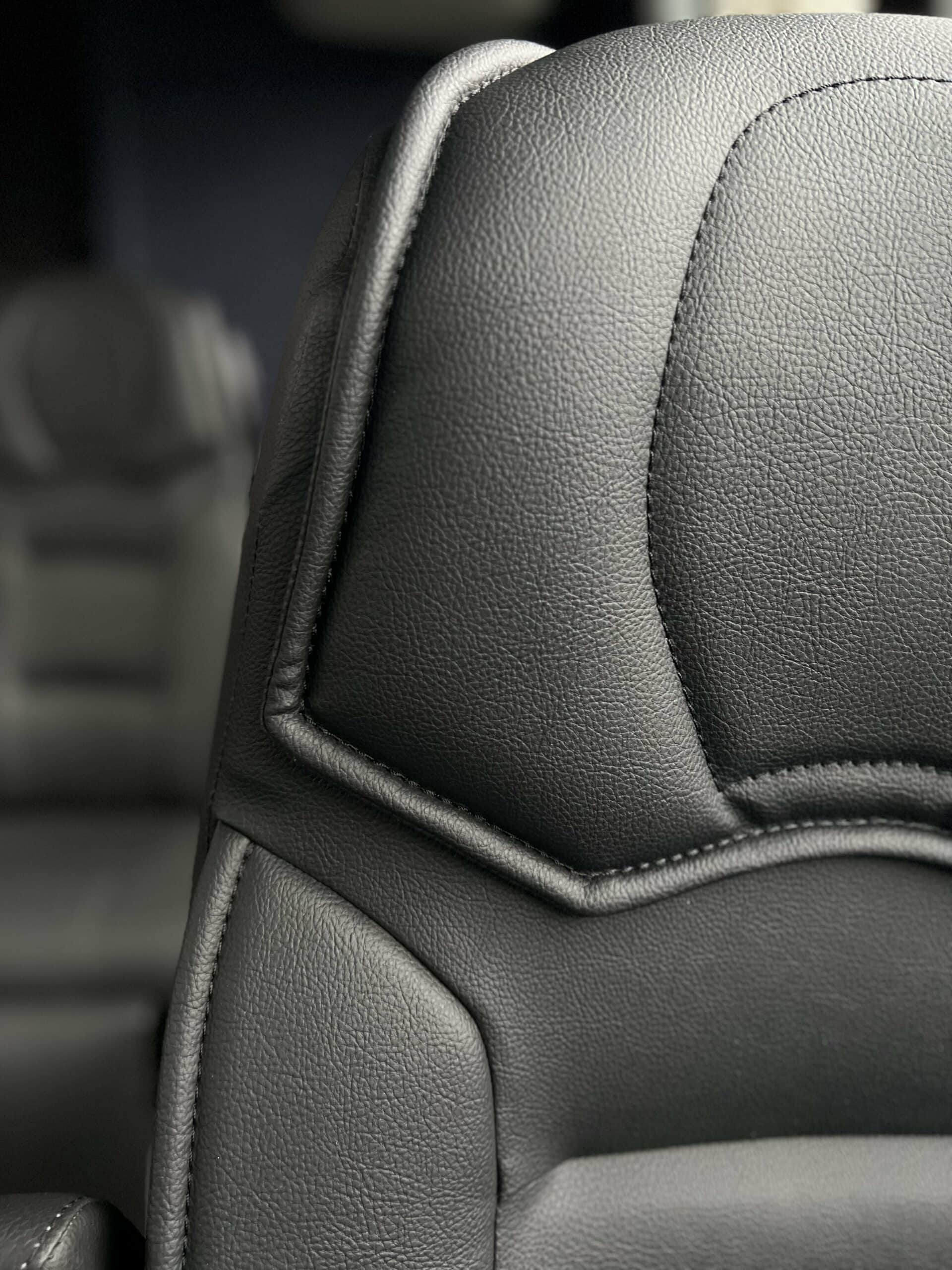 Luxury Executive Coach - Gray Line Tennessee