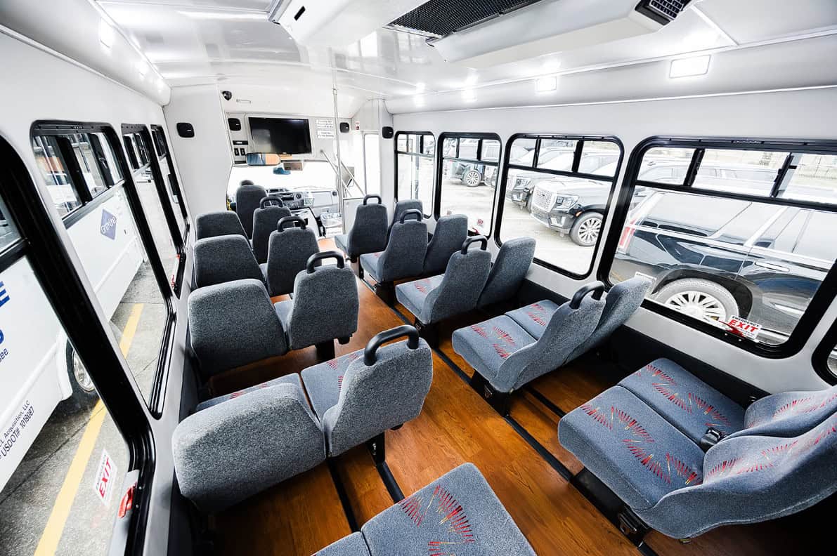Mini Bus (25 Passenger) - Gray Line Tennessee
